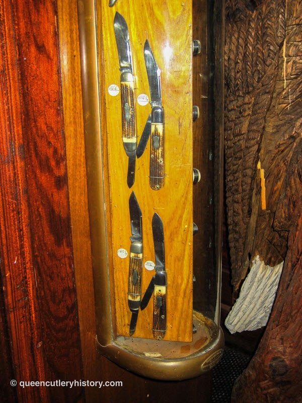Queen Cutlery History - Complete guide to Queen Cutlery knives and history